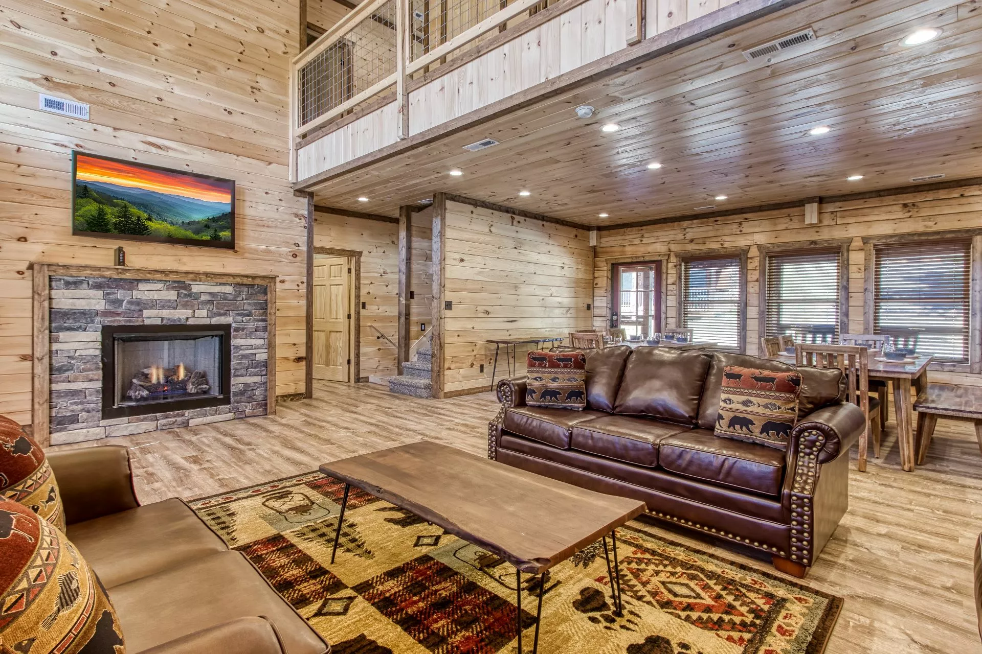 Pigeon Forge Cabins - ERN840 - Splashin' Chalet